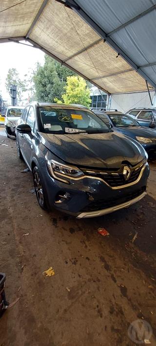 Damaged 2022 Renault Captur Intens Station Wagon For Auction in ...