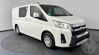 Used 2020 Toyota Hiace H300 LWB Crew Van 5D Van (QFleet) - Used Car for ...
