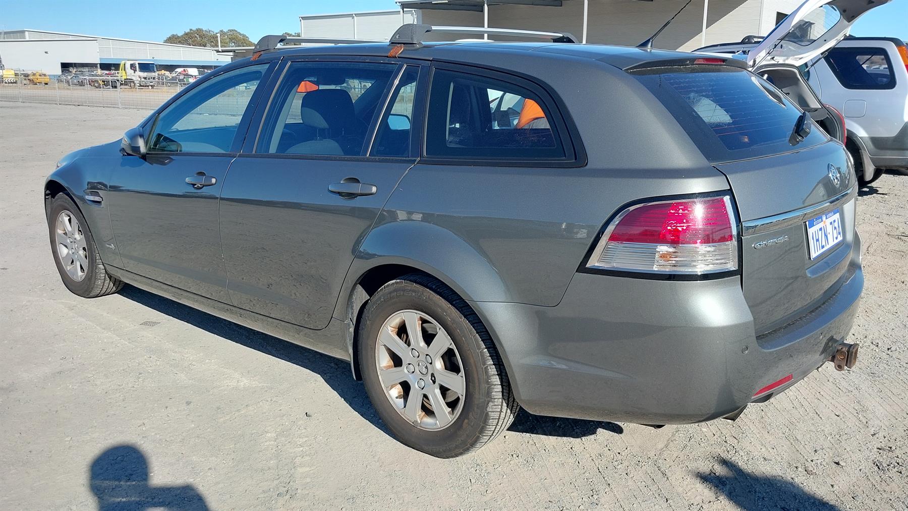 Damaged 2011 Holden Commodore VEII Omega Sport Wagon For Auction in ...