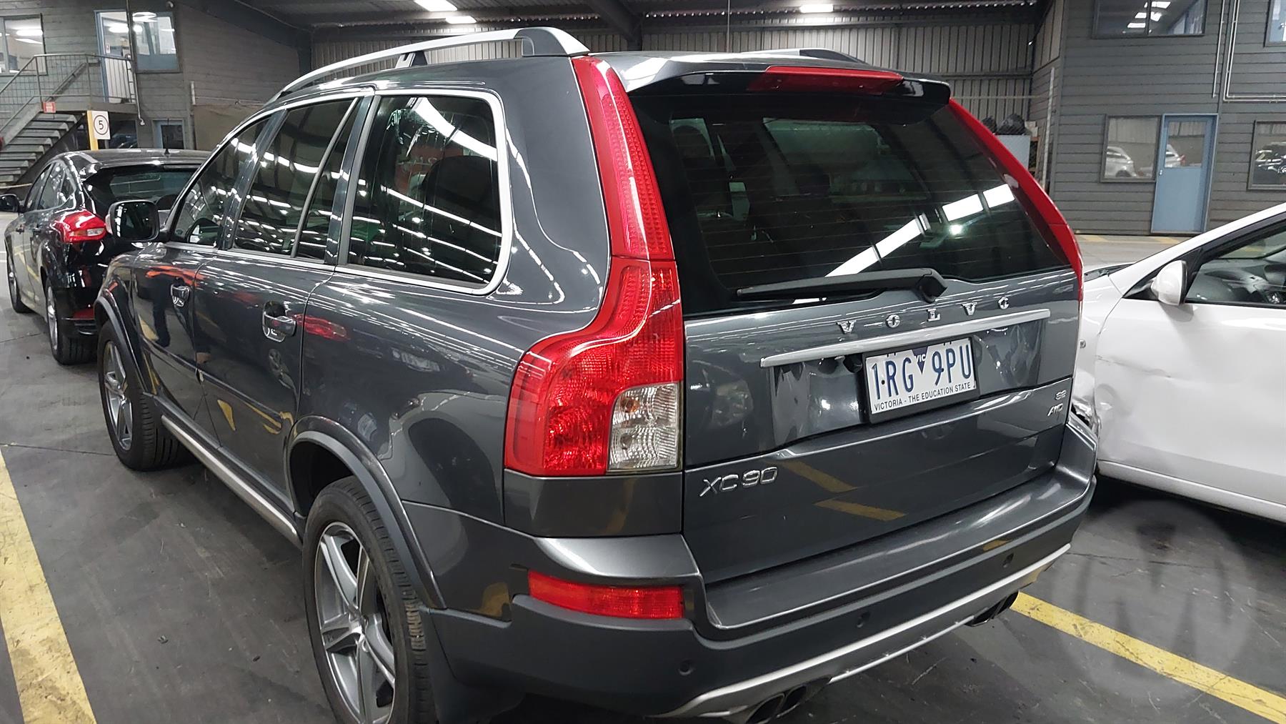 Damaged 2009 Volvo XC90 R-Design S/Wagon For Auction in National Online ...