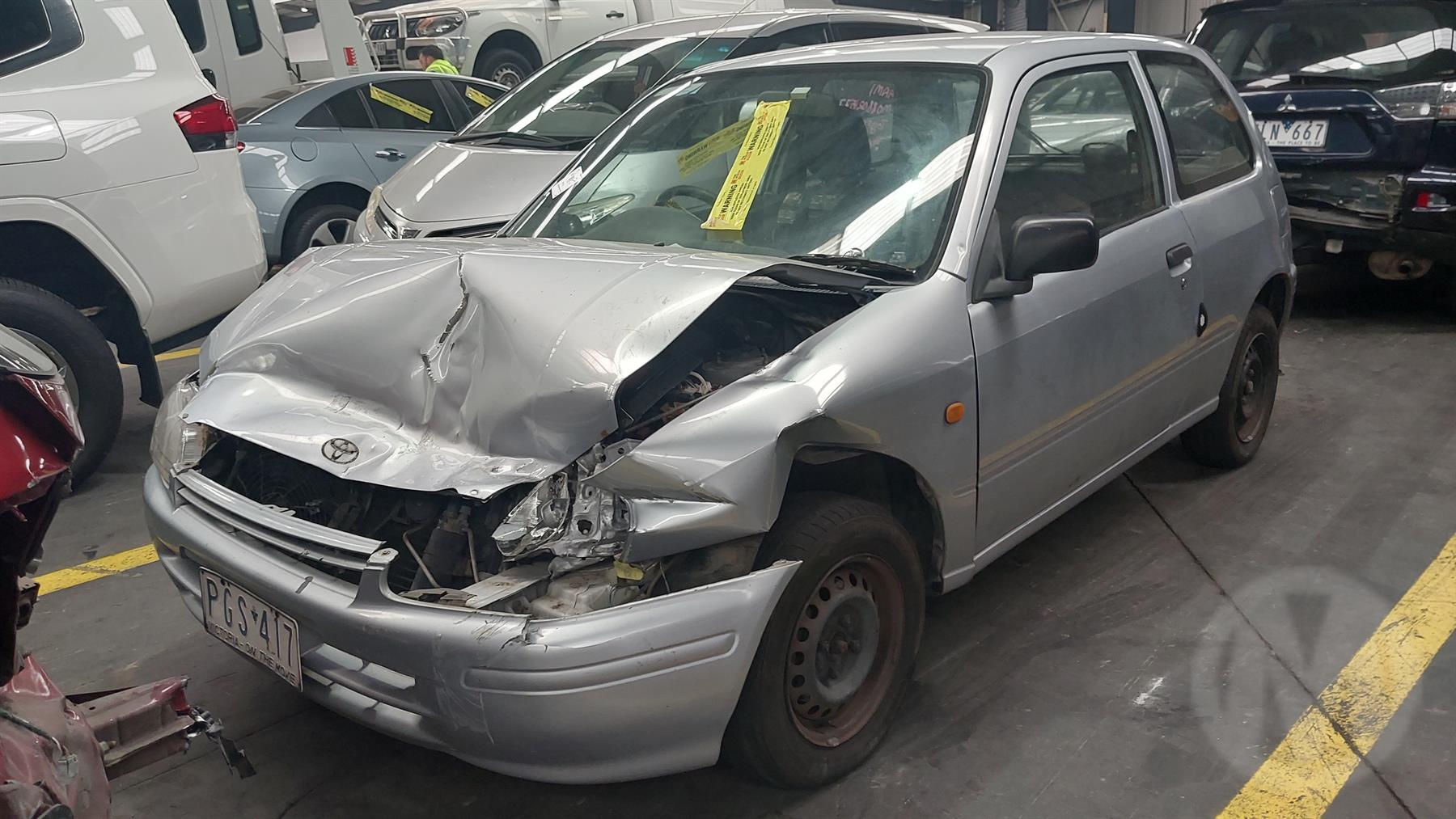 Damaged 1998 Toyota Starlet Life Hatch For Auction in National Online ...