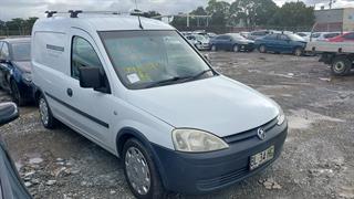 Damaged 2011 Holden Combo XC Van Unknown For Auction in National Online ...