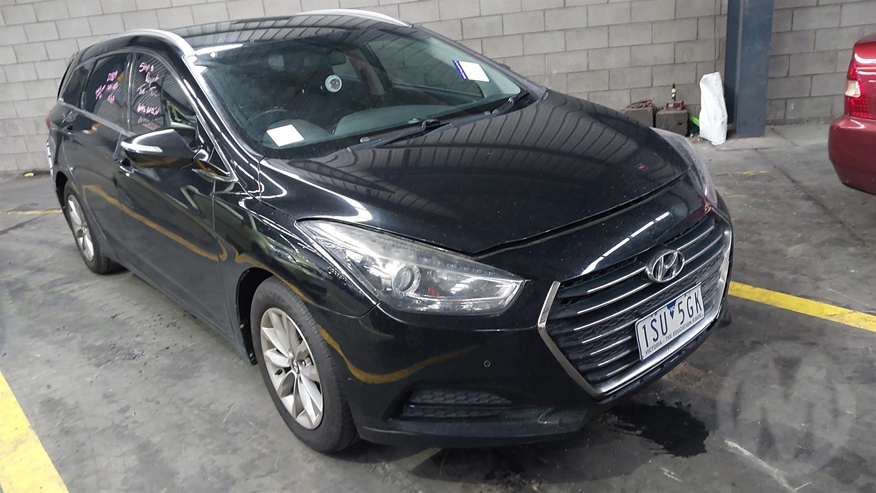 Damaged 2016 Hyundai i40 VF4 Series II Active Tourer Station Wagon 4D ...