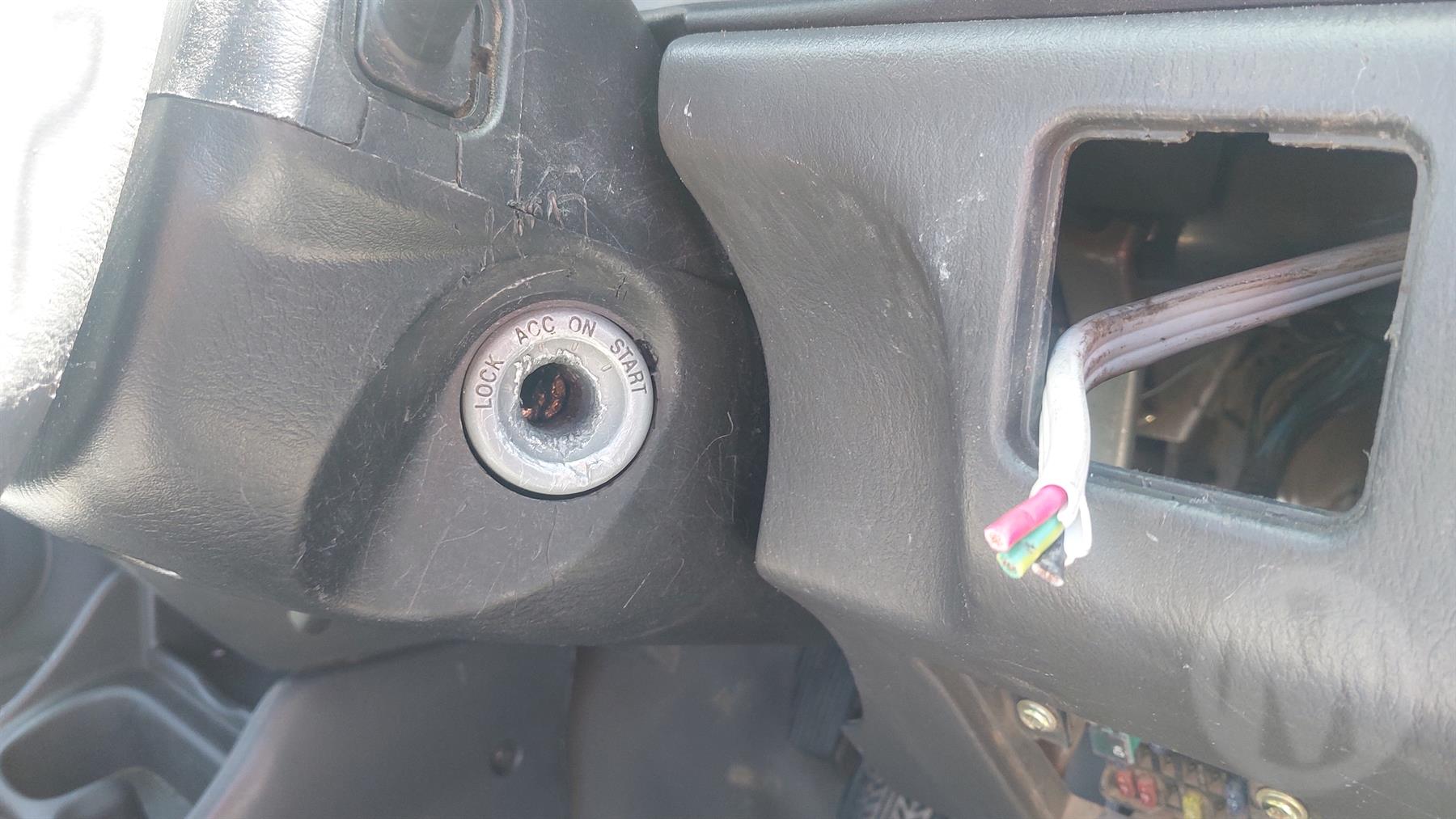 Damaged 2001 Mazda B2600 Bravo DX Cab Chassis For Auction in National ...