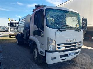 Used 2018 Isuzu FSR 140 260 Service Truck For Auction in National ...
