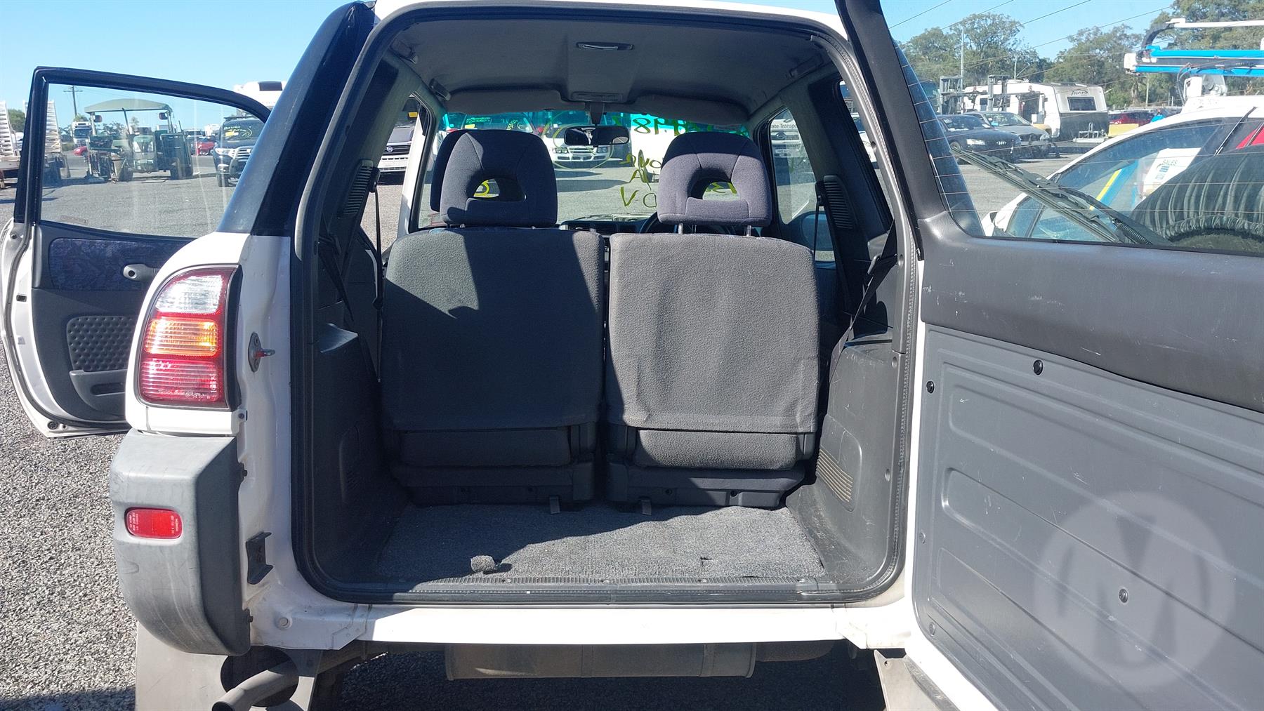 Damaged 1999 Toyota Rav 4 5DR AWD For Auction in National Online ...