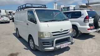 Damaged 2010 Toyota Hiace 200 LWB Van For Auction in National Online ...