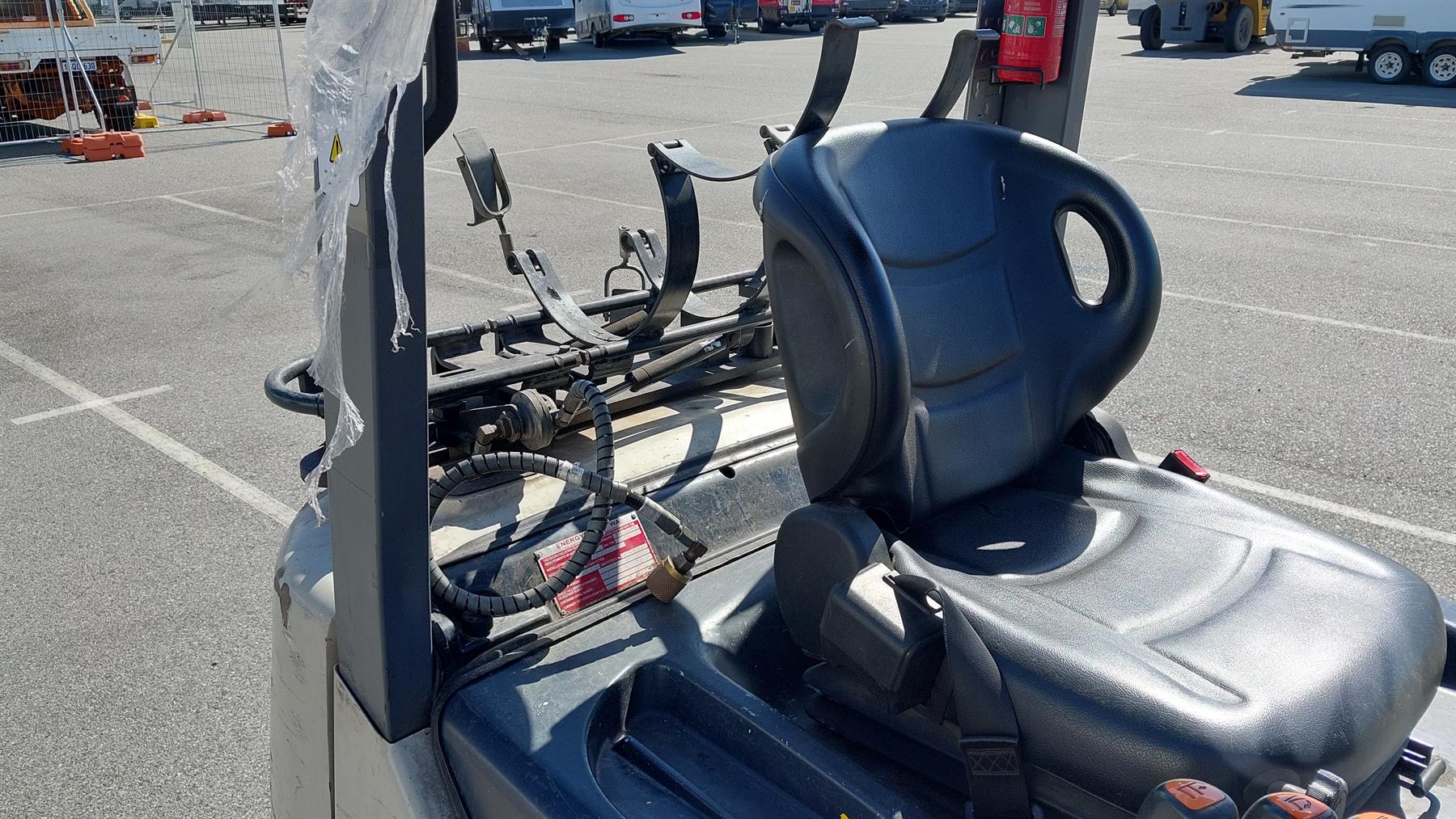 Used Crown CG25P Forklift (Reach) For Auction in National Online ...