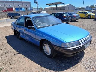 Damaged 1989 Holden Commodore VN Executive Sedan 4D Sedan For Auction ...