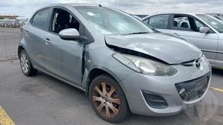 Damaged 2013 Mazda 2 Gen II Neo Hatch For Auction in National Online ...