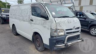 Damaged 2007 Toyota Hiace 200 LWB Van VAN For Auction in National ...