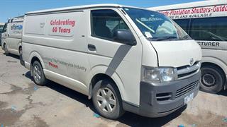 Damaged 2007 Toyota Hiace 200 LWB Van For Auction in National Online ...