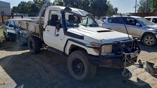 Damaged 2011 Toyota Landcruiser Workmate 4X4 VDJ UTE For Auction in ...
