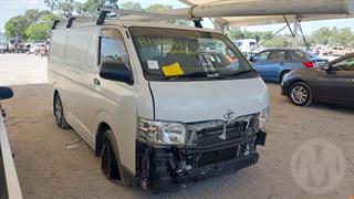 Damaged 2016 Toyota Hiace 201R LWB Van For Auction in National Online ...