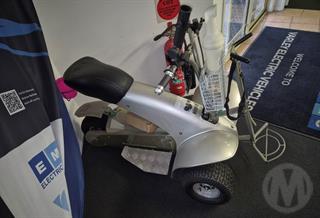 Used 2022 FOURSTAR Mini G Golf Cruiser 3 Wheel Scooter For Auction in ...