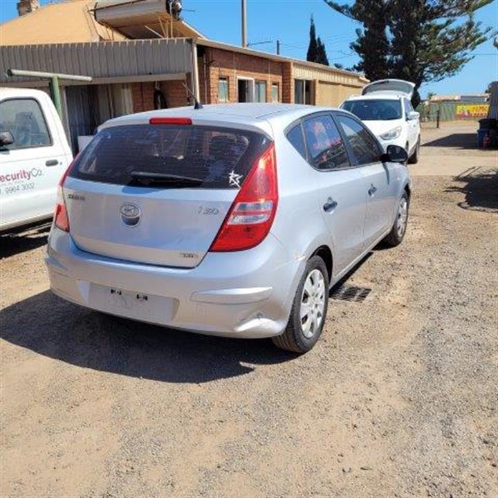 Damaged 2009 Hyundai i30 SX Hatch 5D Hatchback For Auction in National ...