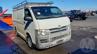 Damaged 2008 Toyota Hiace 200 LWB Van For Auction in National Online ...