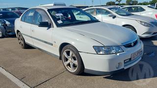 Damaged 2002 Holden Commodore VY Executive Sedan For Auction in ...