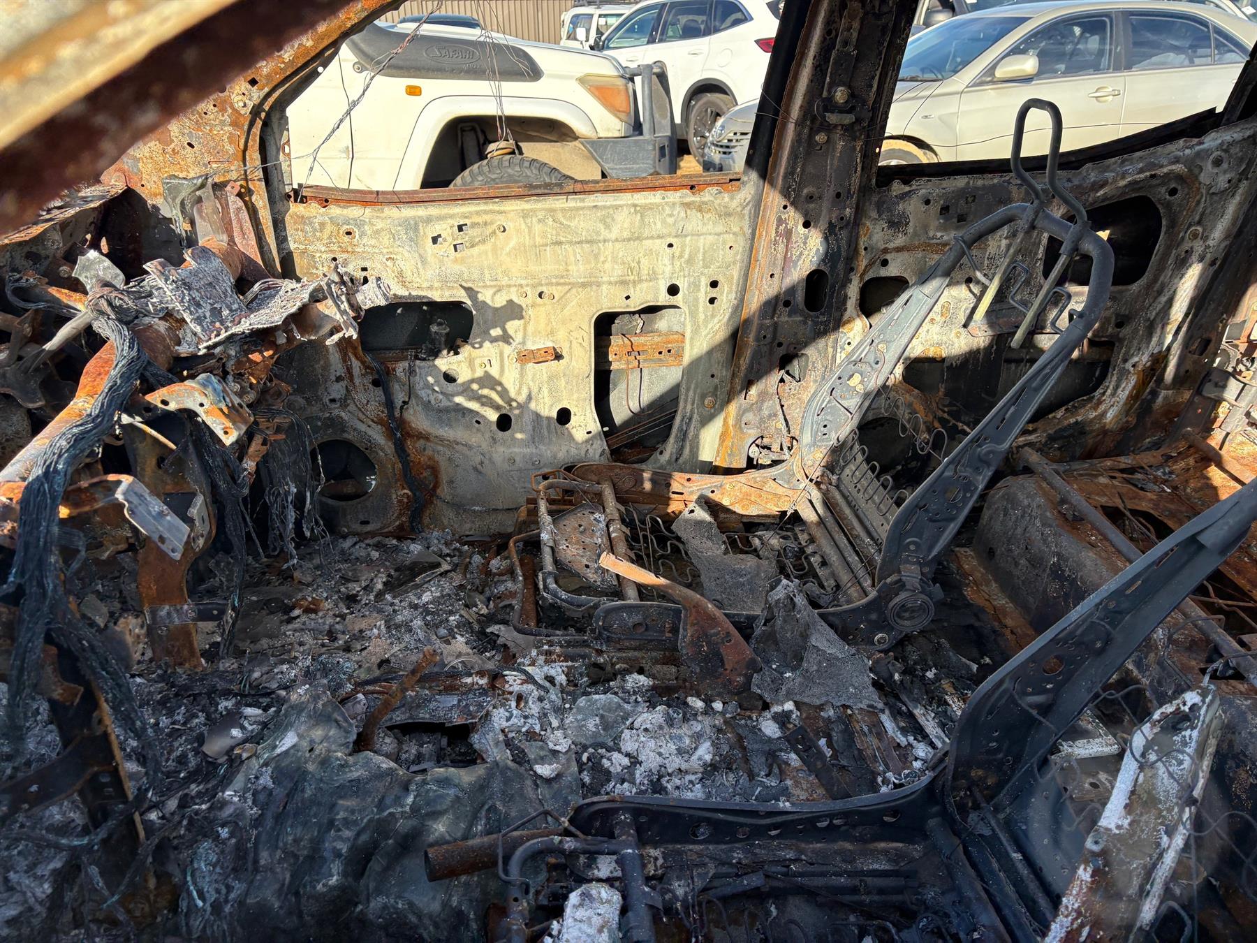 Damaged 2015 Nissan Navara D23 ST Dual Cab Utility For Auction in ...