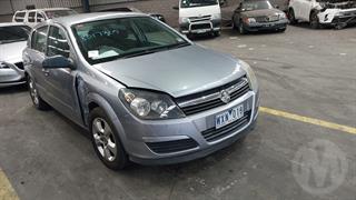 Damaged 2005 Holden Astra AH CDX Hatch For Auction in National Online ...