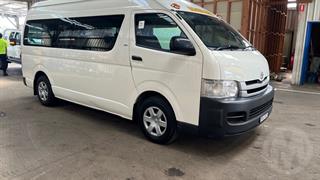 Used 2010 Toyota Hiace 223R COMMUTER 4D Mini Bus For Auction in ...