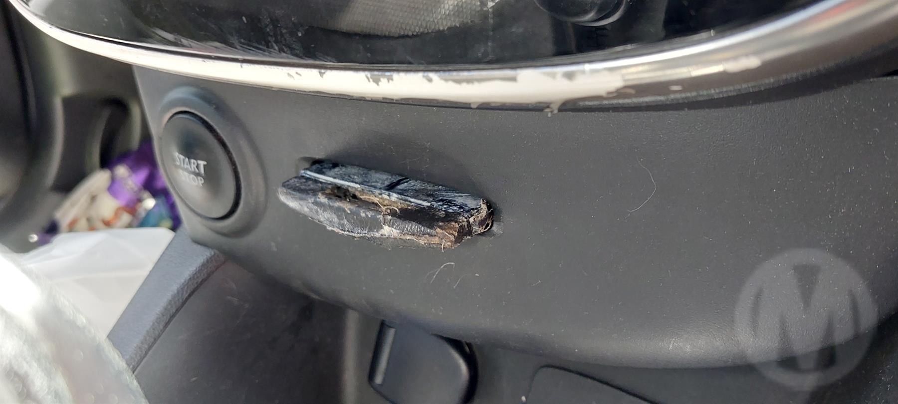 Damaged 2016 Renault Clio X98 Expression Hatch For Auction in National ...