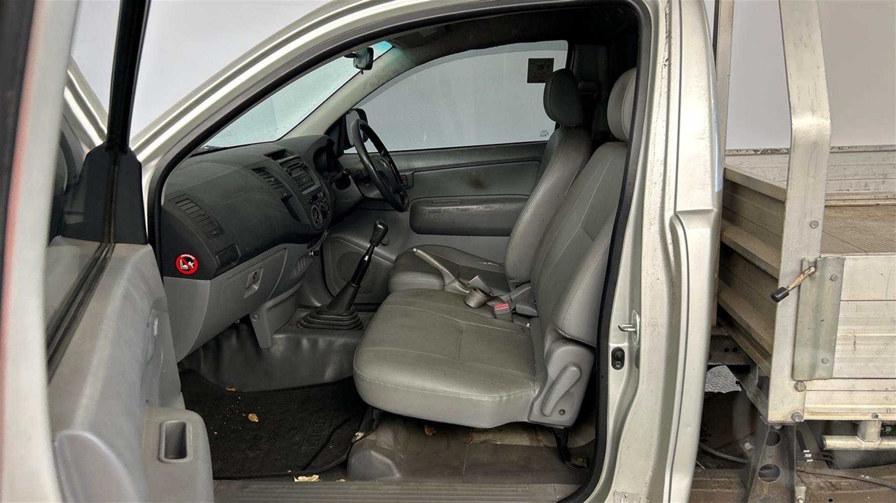 Used 2008 Toyota Hilux 150 Workmate 2D Cab Chassis For Auction in Eagle ...