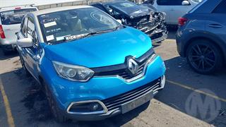 Damaged 2015 Renault Captur J87 Dynamique Station Wagon Station Wag For ...