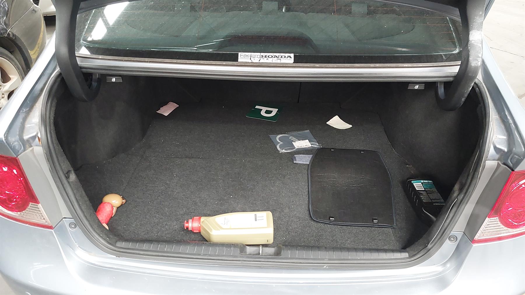 Damaged 2008 Honda Civic VTi-L Sedan For Auction in National Online, National – Manheim Salvage ...