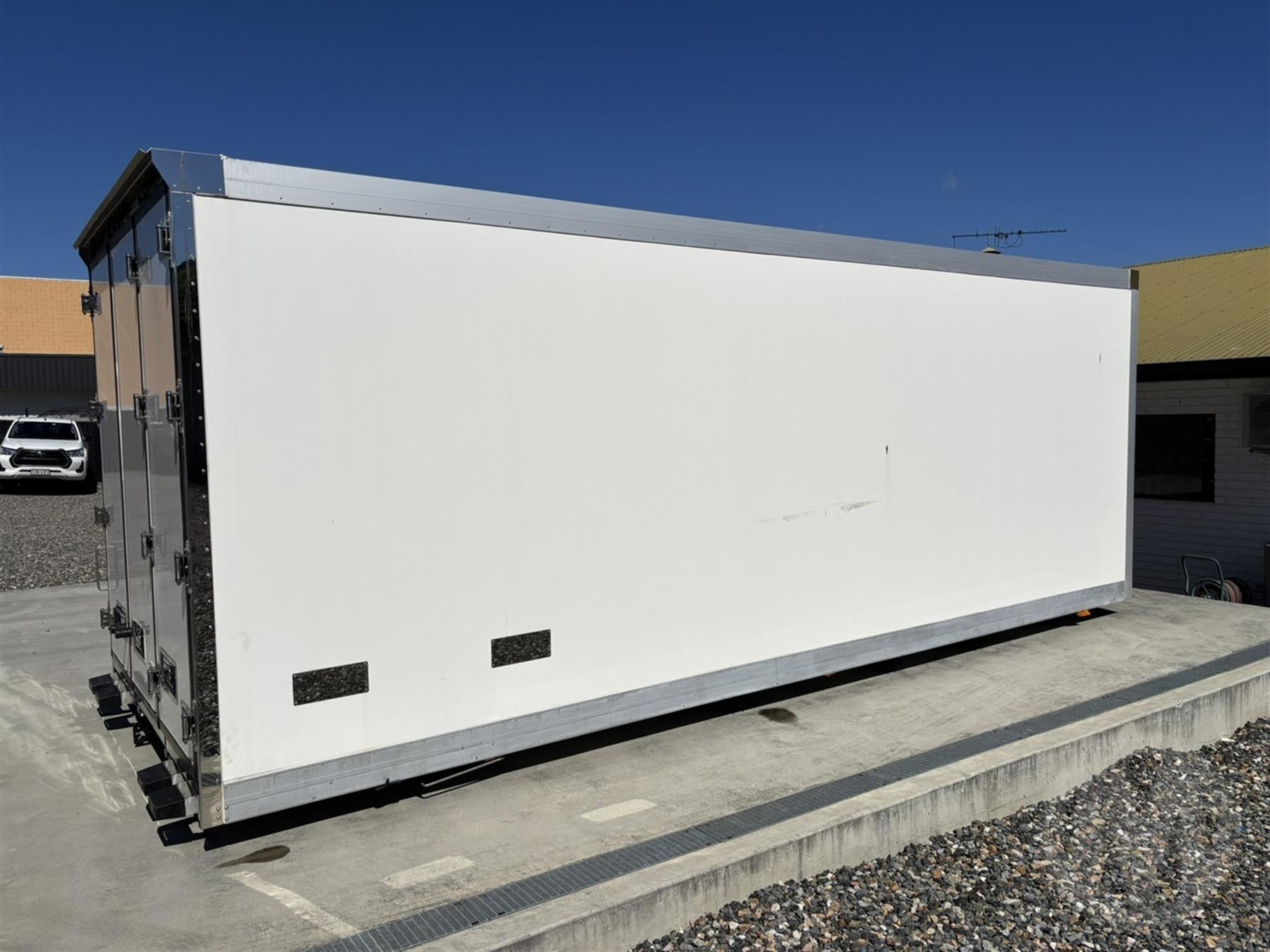 Used 2024 Sitrak Refrigerated Pantech Body For Auction in National ...