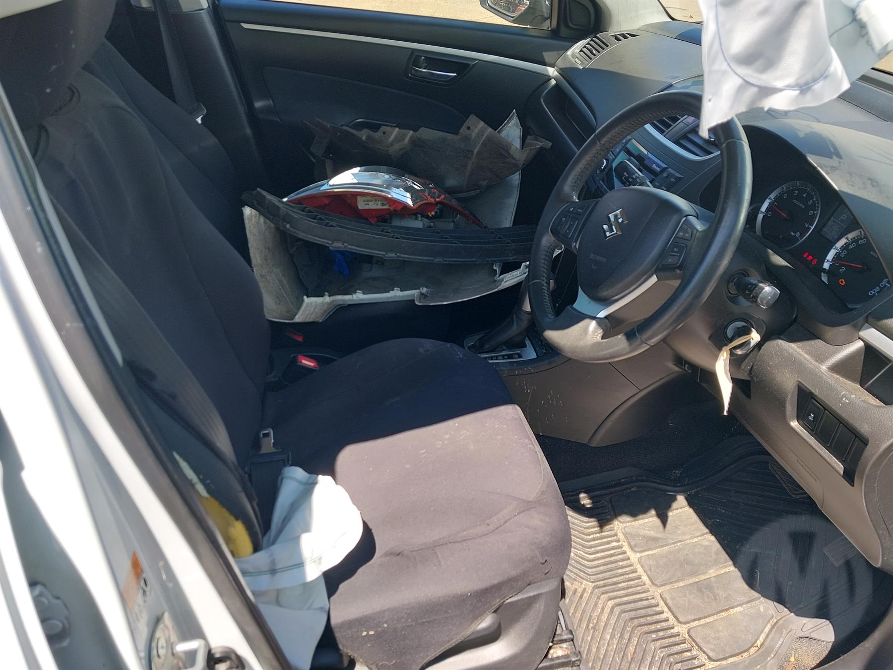 Damaged 2014 Suzuki Swift FZ GL Hatch For Auction in National Online, National – Manheim Salvage ...