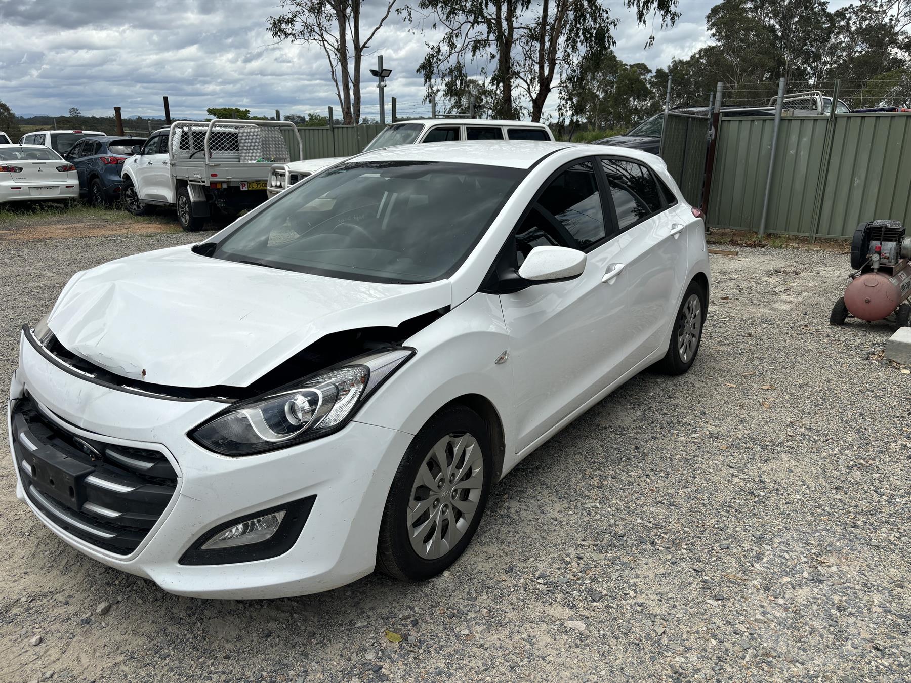 Damaged 2016 Hyundai i30 GD3 1.8P Active Hatch For Auction in National ...