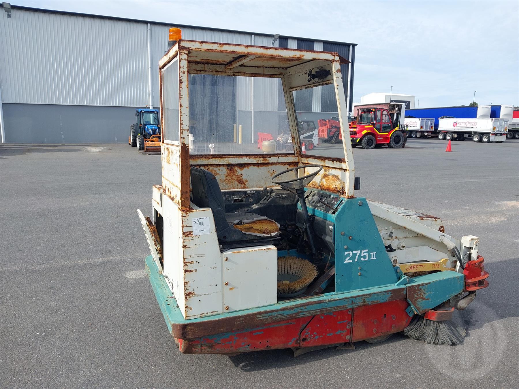 Used Tennant 275 Sweeper. For Auction in National Online, National ...