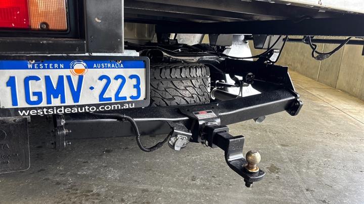 Used 2018 Toyota Hilux SR Utility GVM 3,000kg For Auction in Perth Int ...