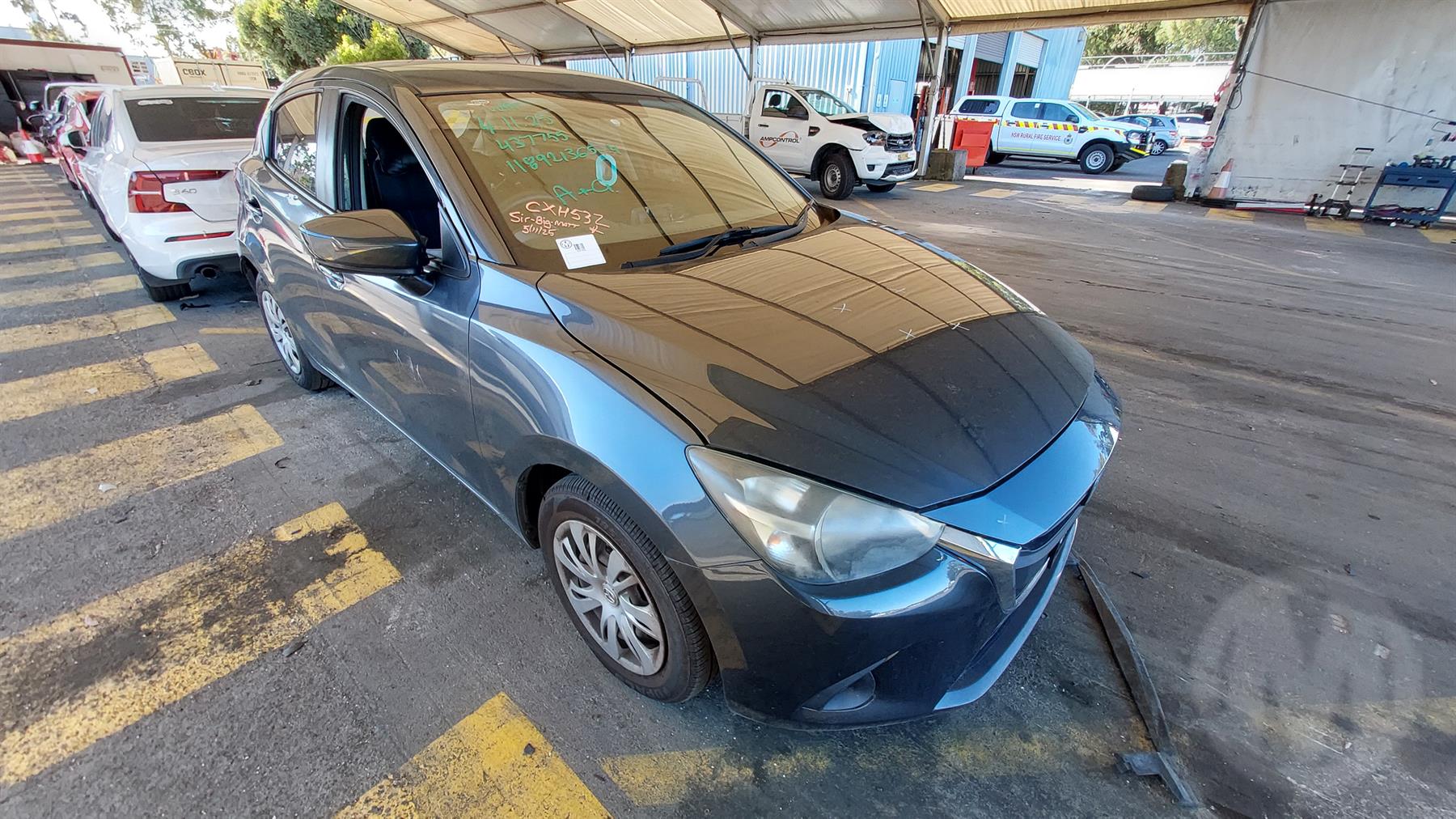 Damaged 2014 Mazda MAZDA2 DJ Neo Hatch Hatch For Auction in National Online, National – Manheim ...