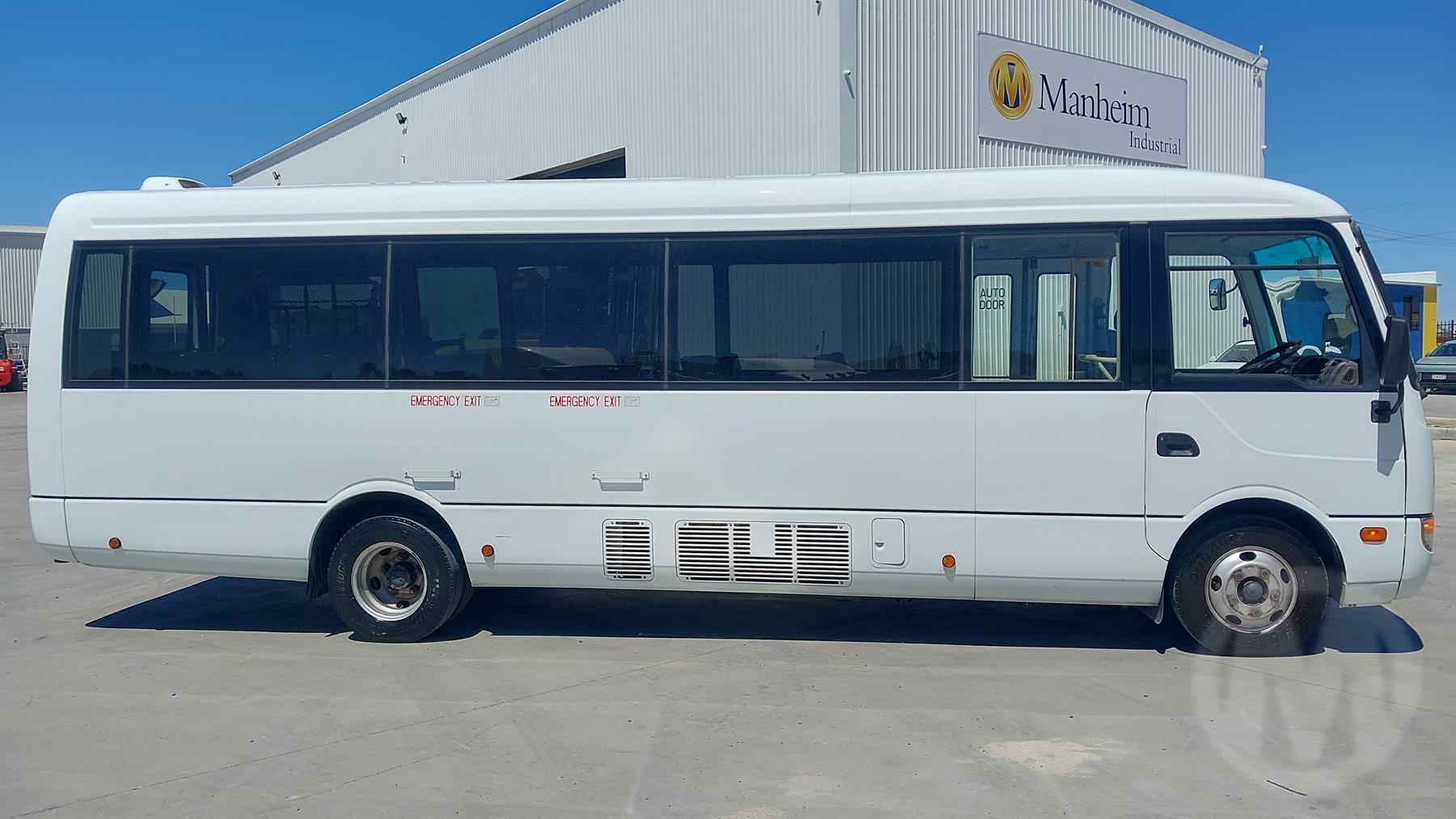 Used 2016 Fuso BE64D Rosa 21 Seat Bus GVM 6,285kg For Auction in ...