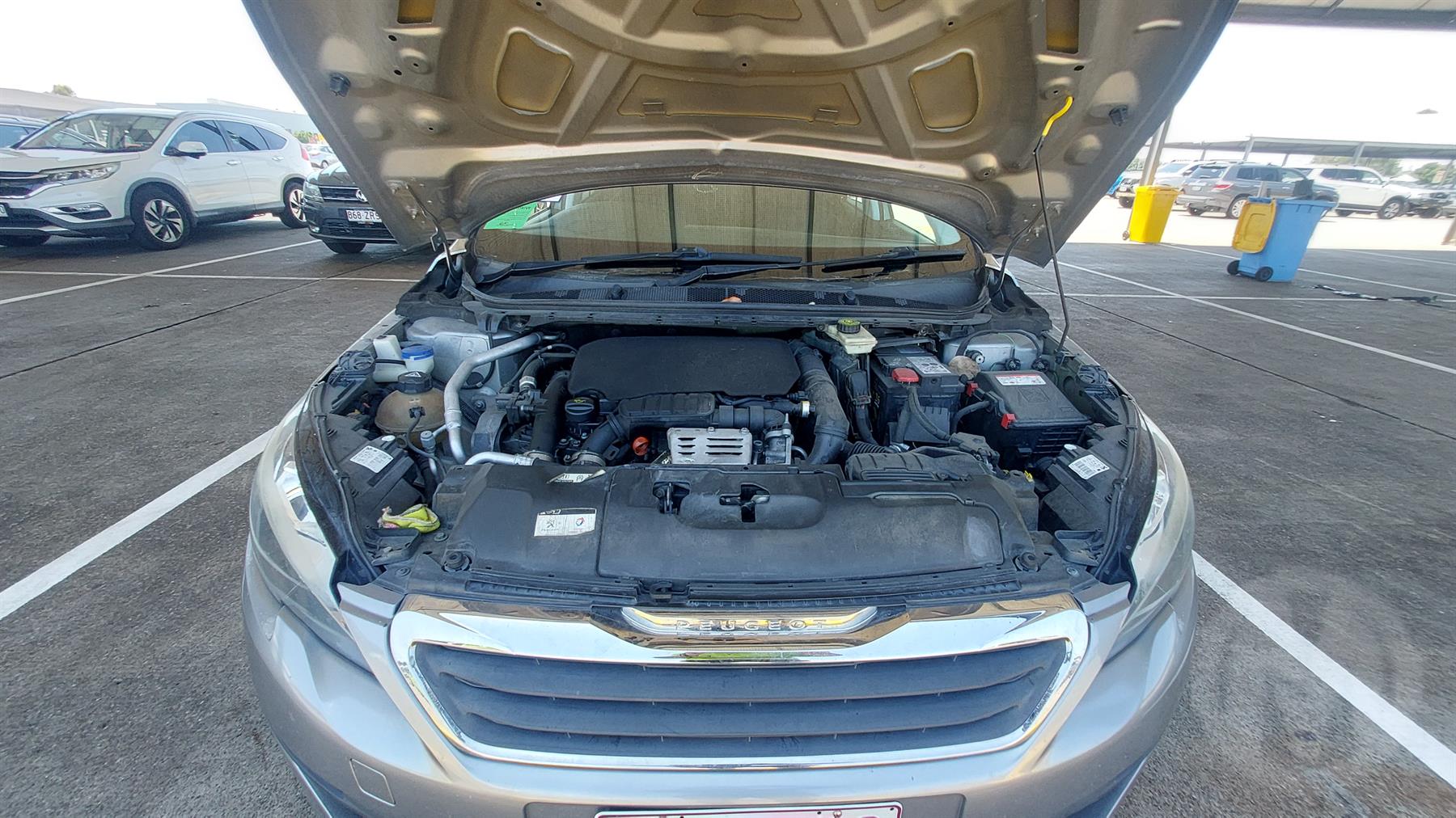 Damaged 2014 Peugeot 308 Access Hatch For Auction in National Online, National – Manheim Salvage ...