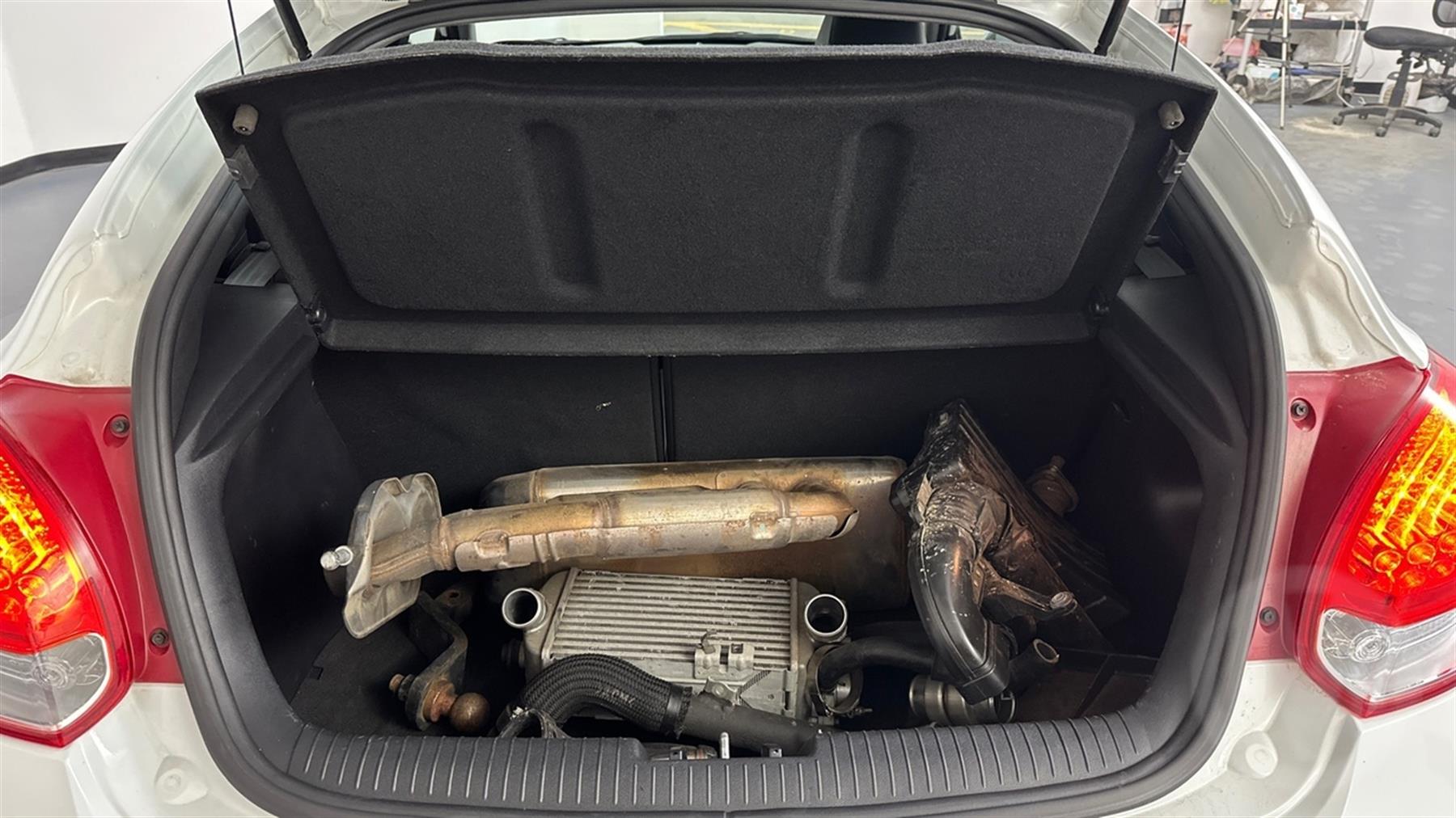 Used 2014 Hyundai Veloster FS3 1.6P SR 3D Coupé - Used Car for Sale ...